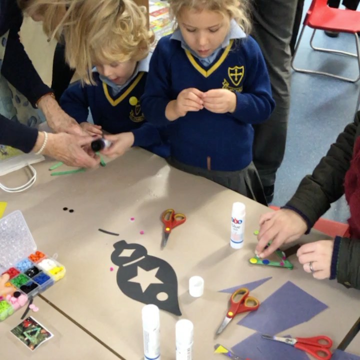 Reception pupils are having a wonderful morning with their parents ...